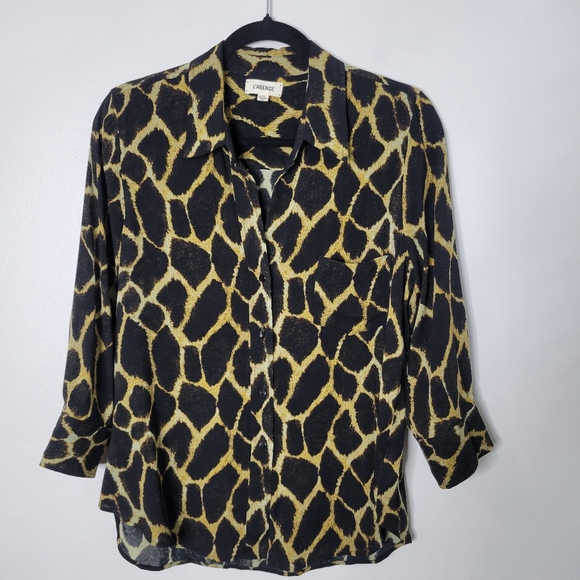 L'AGENCE | Tops | Lagence Ryan Giraffe Print Blouse | Poshmark